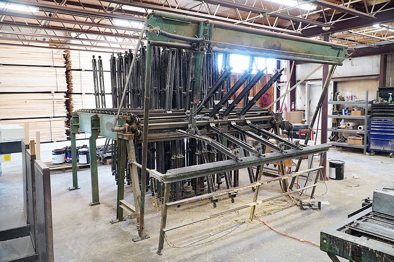 IRS Auctions - WOODWORKING > Clamping > Clamp-Carriers